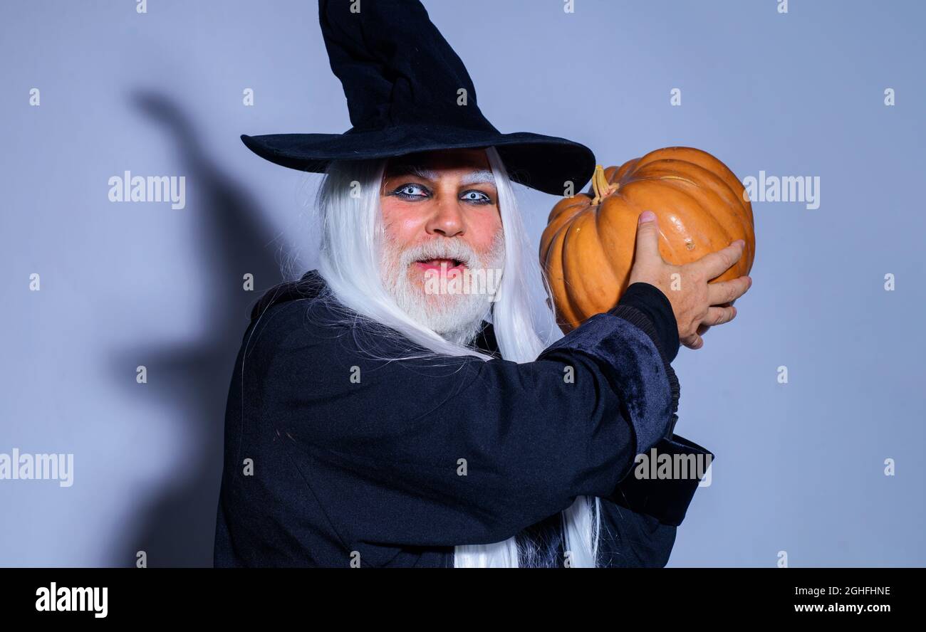 Scary man hi-res stock photography and images - Alamy