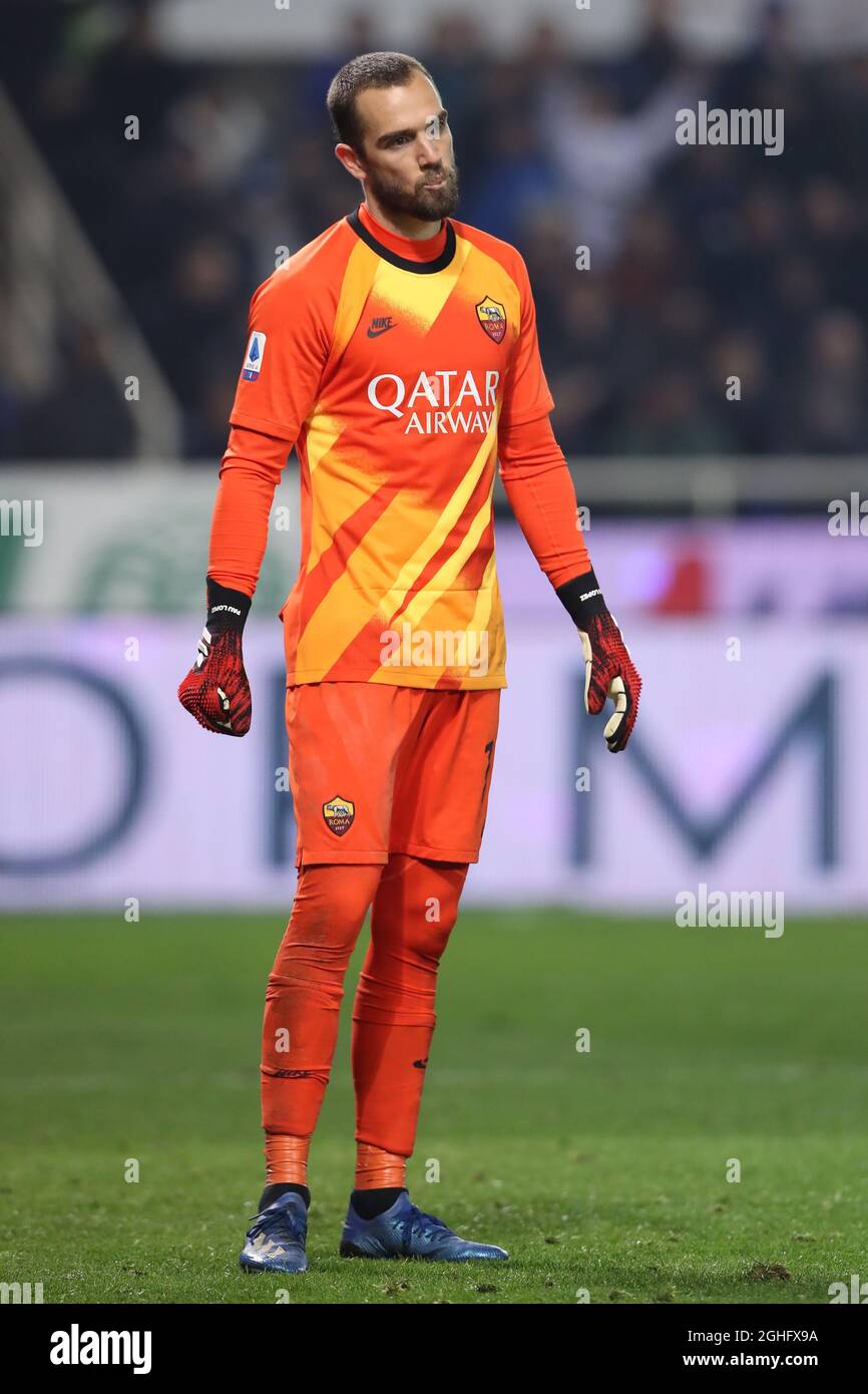 Pau Lopez of AS Roma during the Serie A match at Gewiss Stadium ...