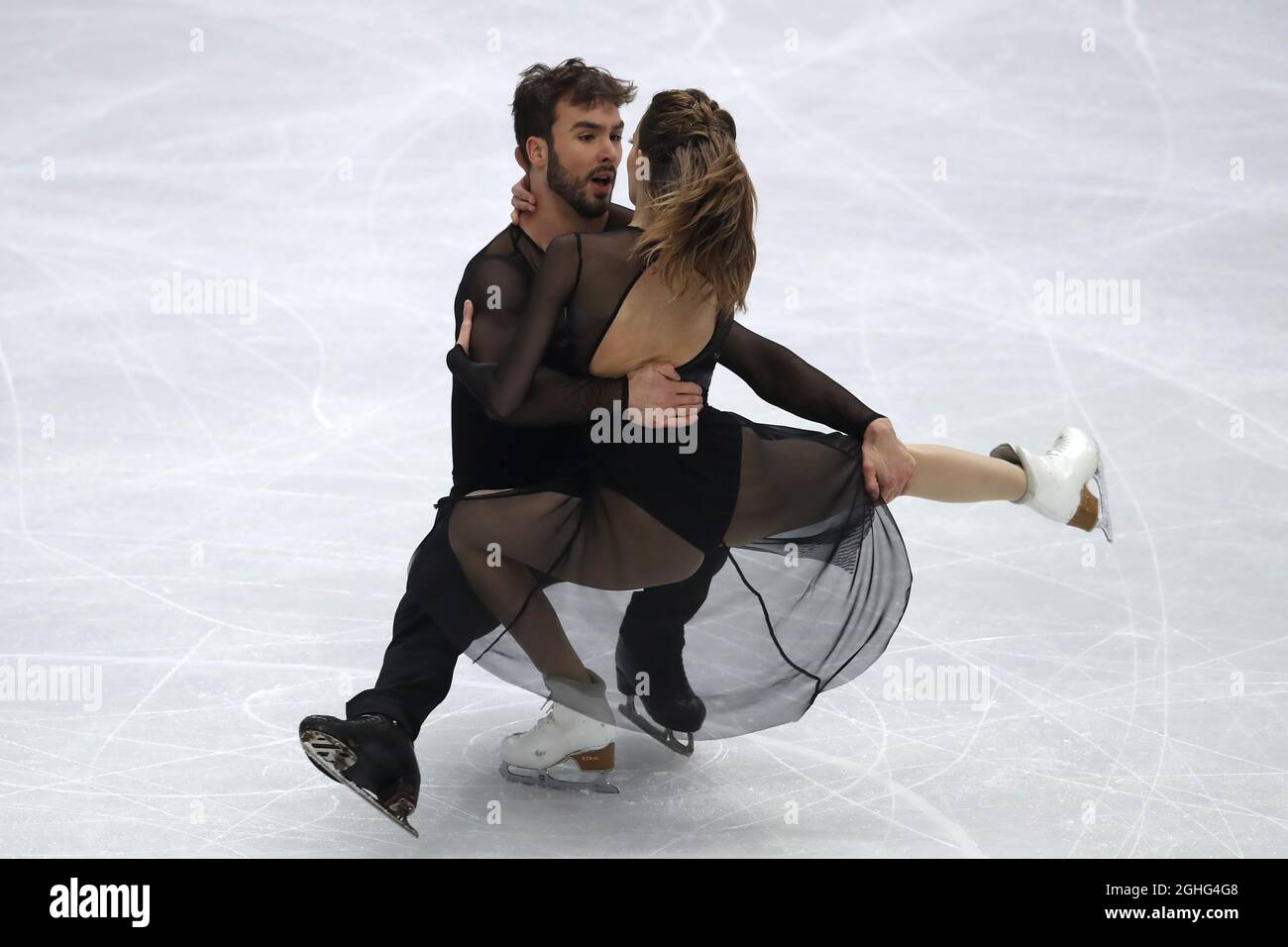 Gabriella Papadakis and Guillaume Cizeron of France perform at Palavela ...