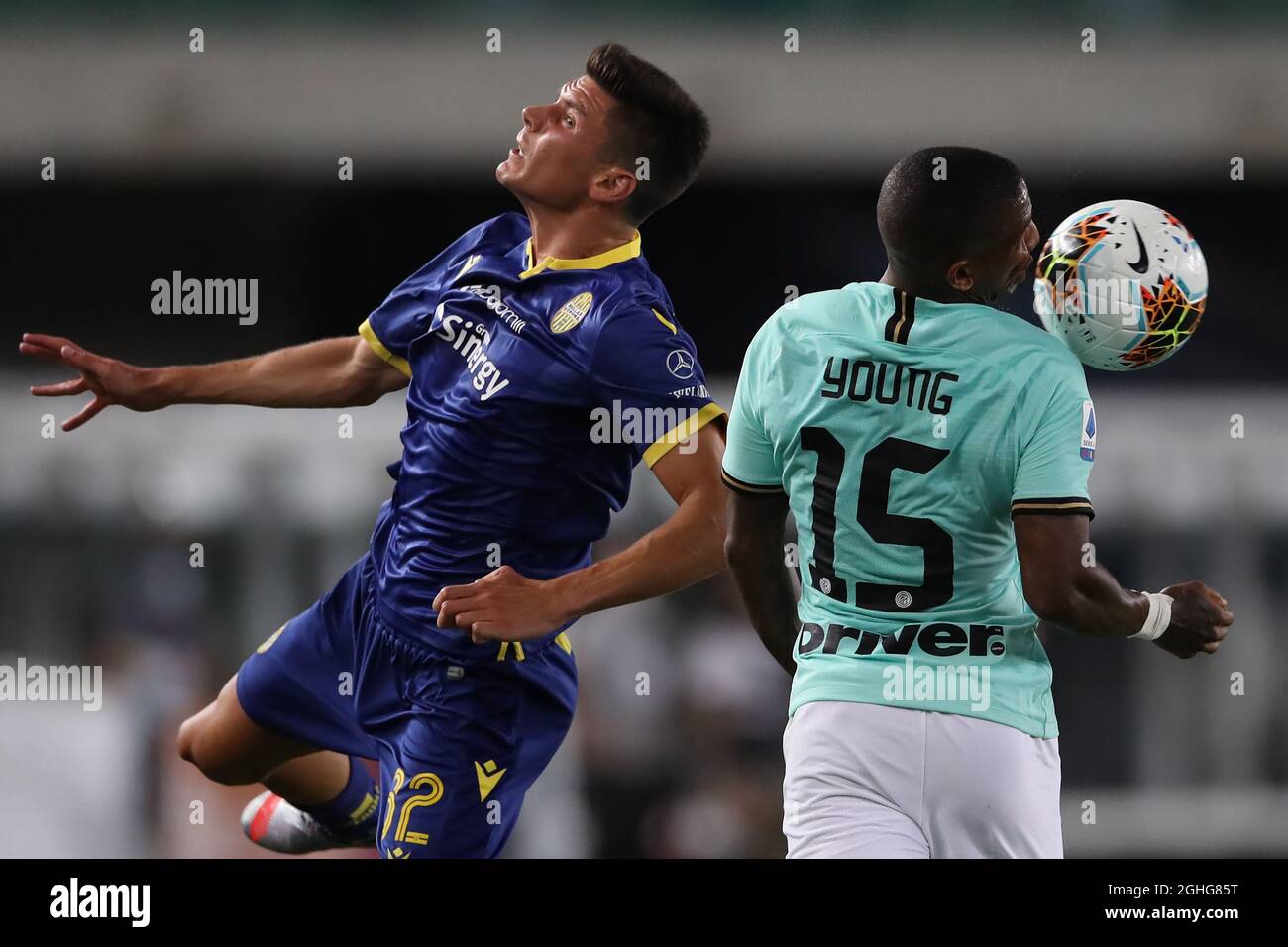 Inter's English midfielder Ashley Young and Hellas Verona's Italian ...
