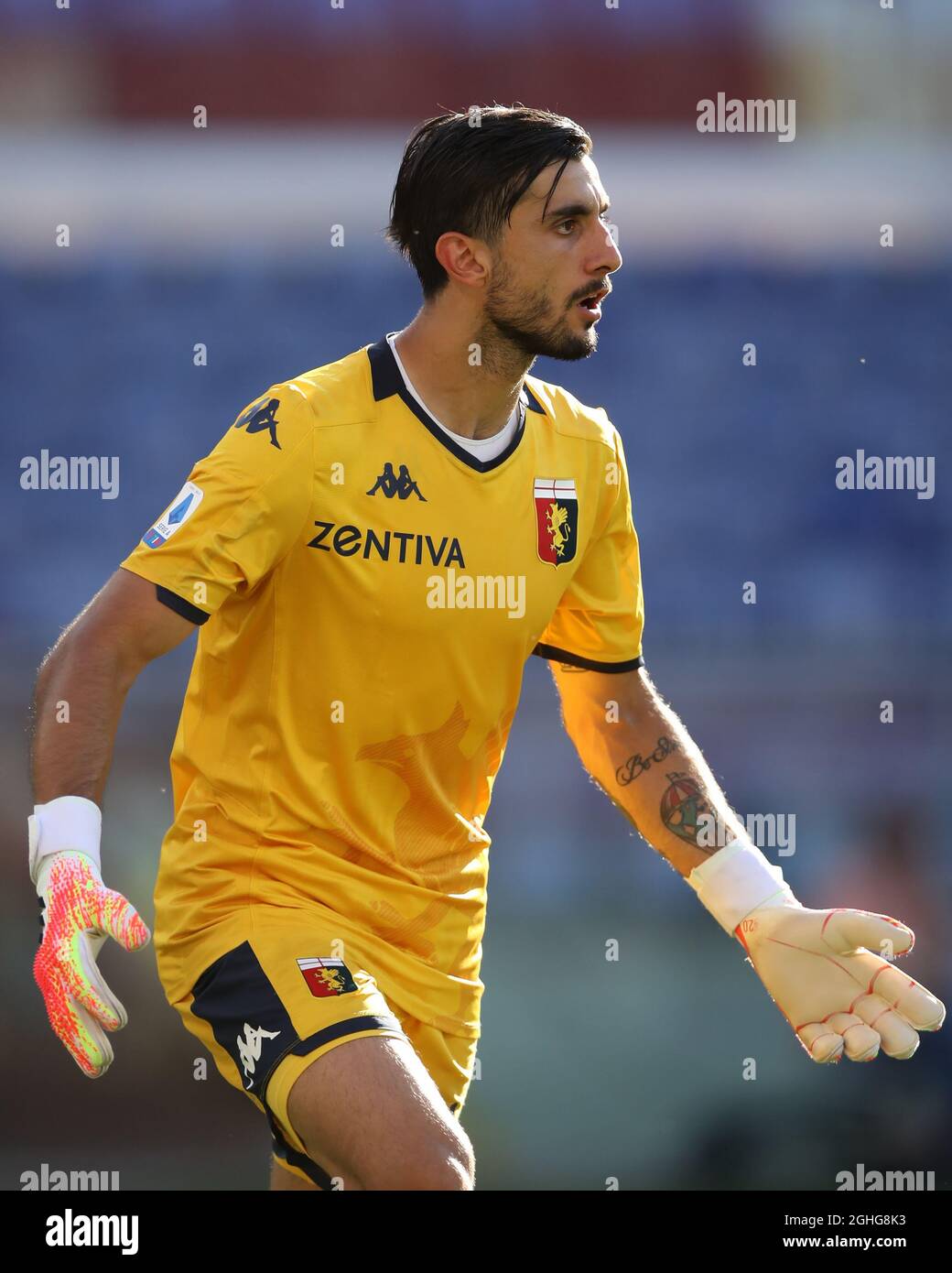 Genoa goalkeeper mattia perin hi-res stock photography and images - Alamy