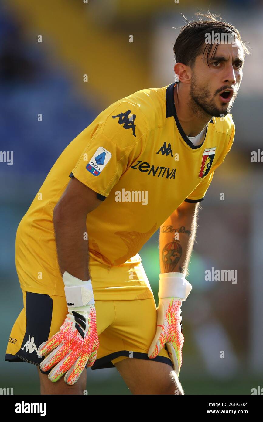 Genoa goalkeeper mattia perin hi-res stock photography and images - Alamy