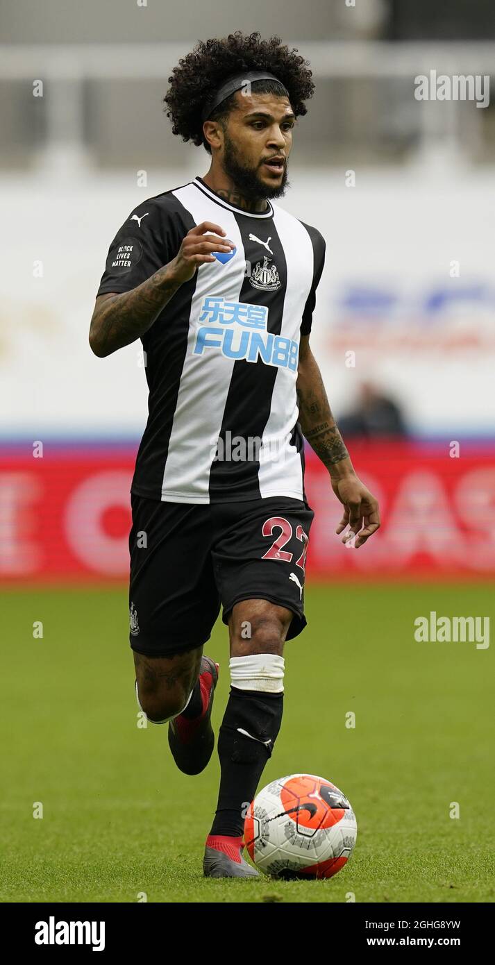 DeAndre Yedlin of Newcastle United during the Premier League match at ...