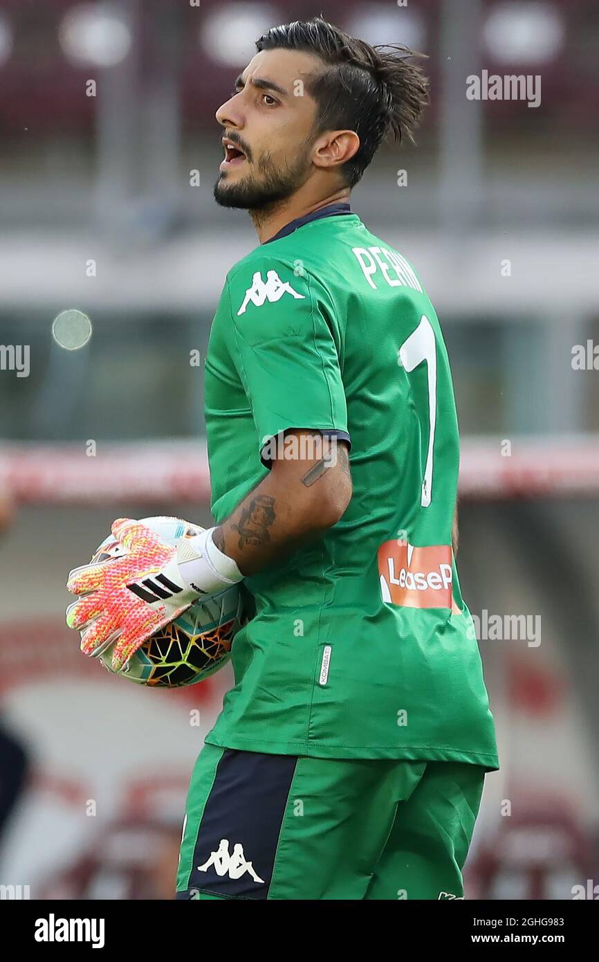 Genoa goalkeeper mattia perin hi-res stock photography and images - Alamy