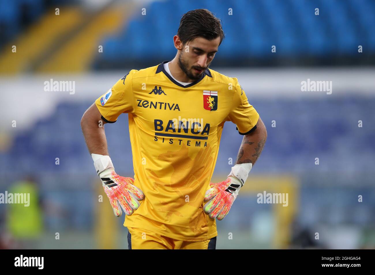Genoa goalkeeper mattia perin hi-res stock photography and images - Alamy