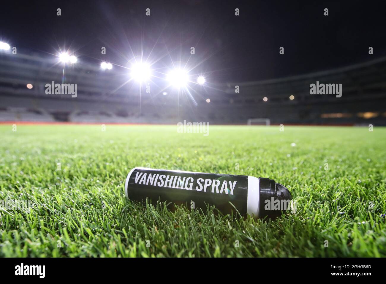 Vanishing spray hi-res stock photography and images - Alamy