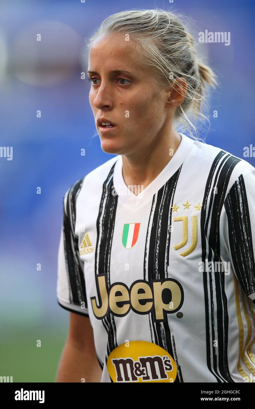 Femenin soccer hi-res stock photography and images - Alamy