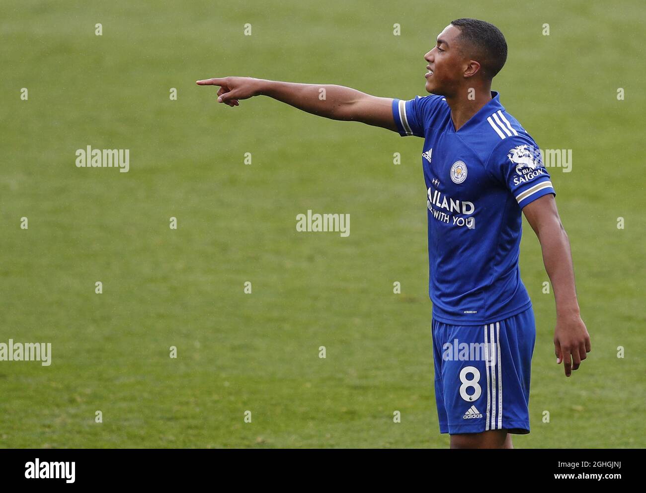 Tielemans leicester premier league hi-res stock photography and images ...