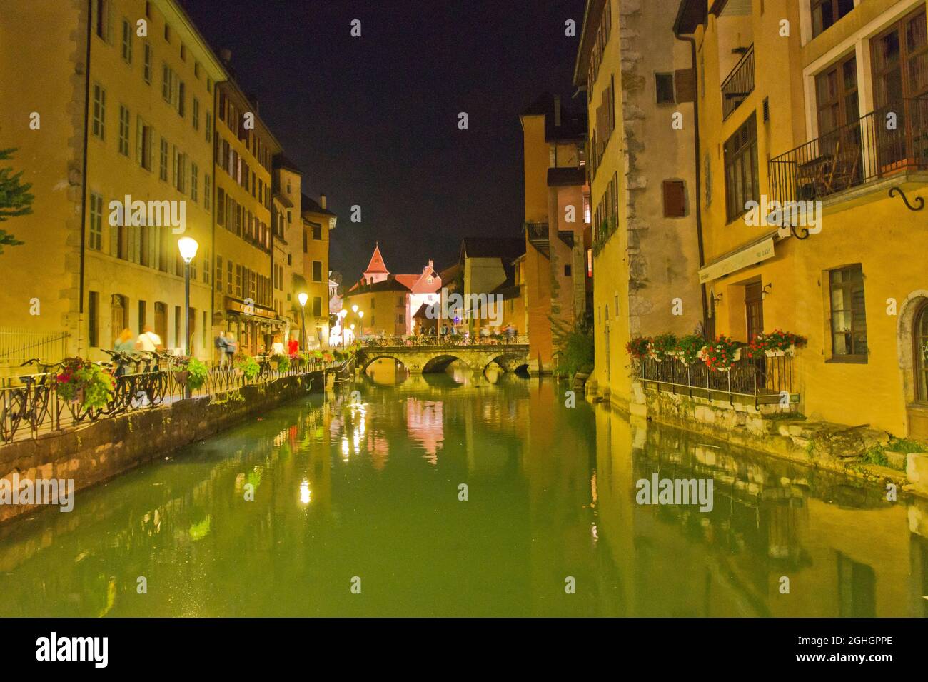 Annecy night hi-res stock photography and images - Alamy