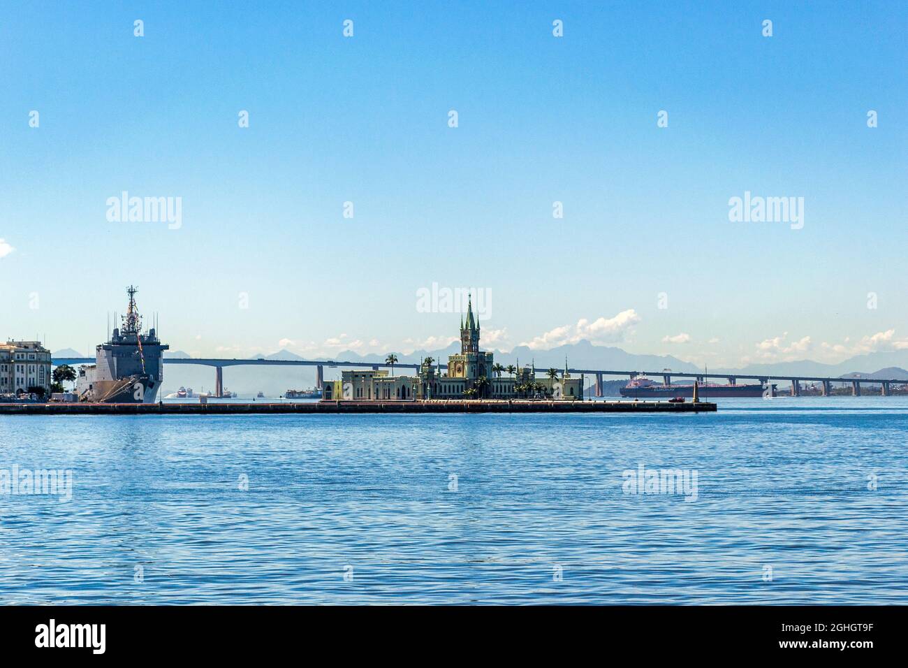 Rio de janeiro bridge hi-res stock photography and images - Alamy