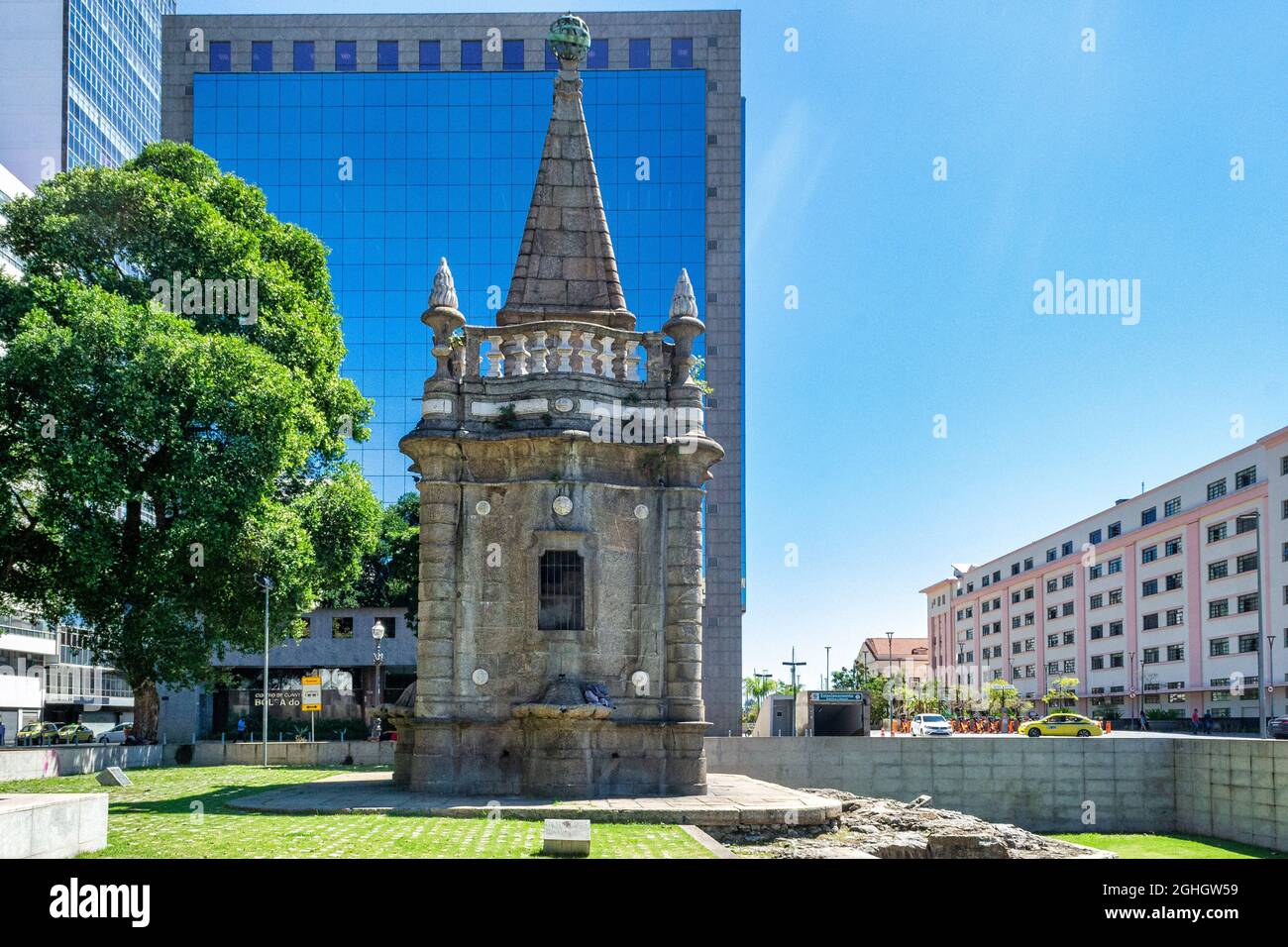 Brazil pyramid hi-res stock photography and images - Alamy