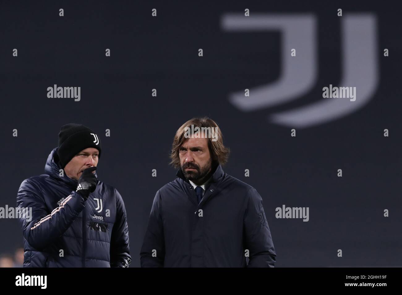 Roberto Baronio Juventus technical collaborator discusses with head ...