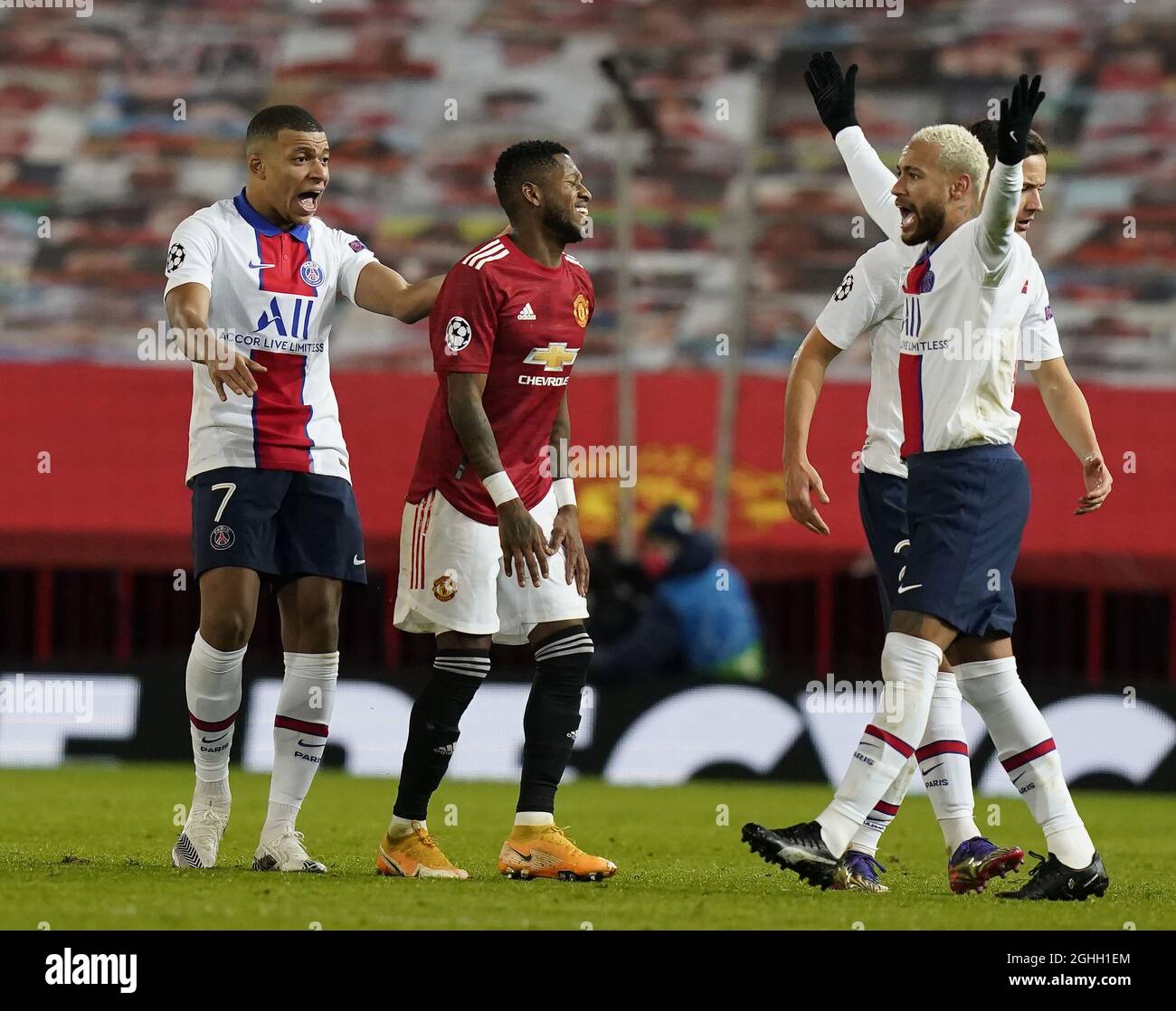Kylian mbappe psg yellow hi-res stock photography and images - Alamy