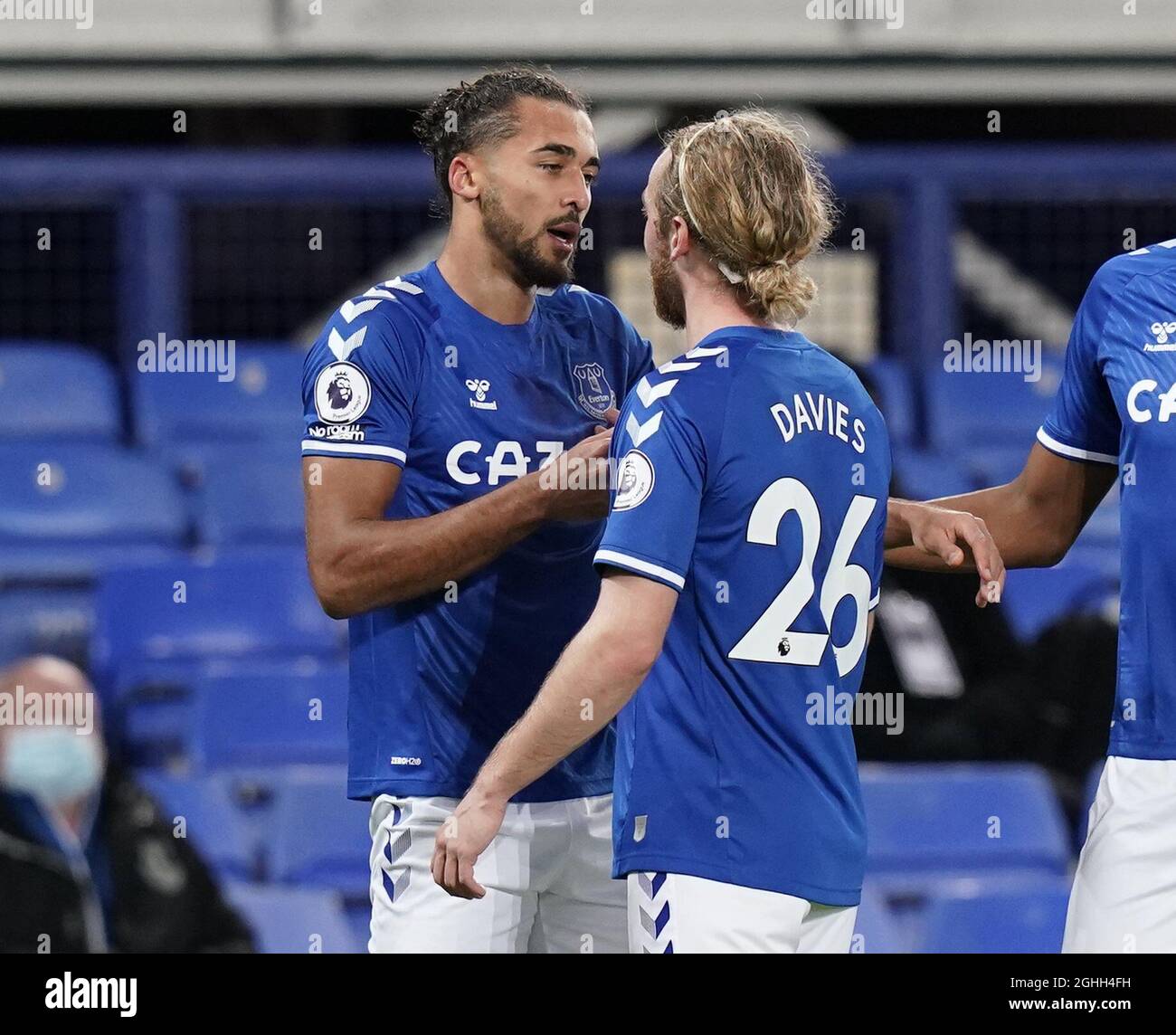 Dominic Calvert Lewin of Everton celebrates the first goal with Tom ...