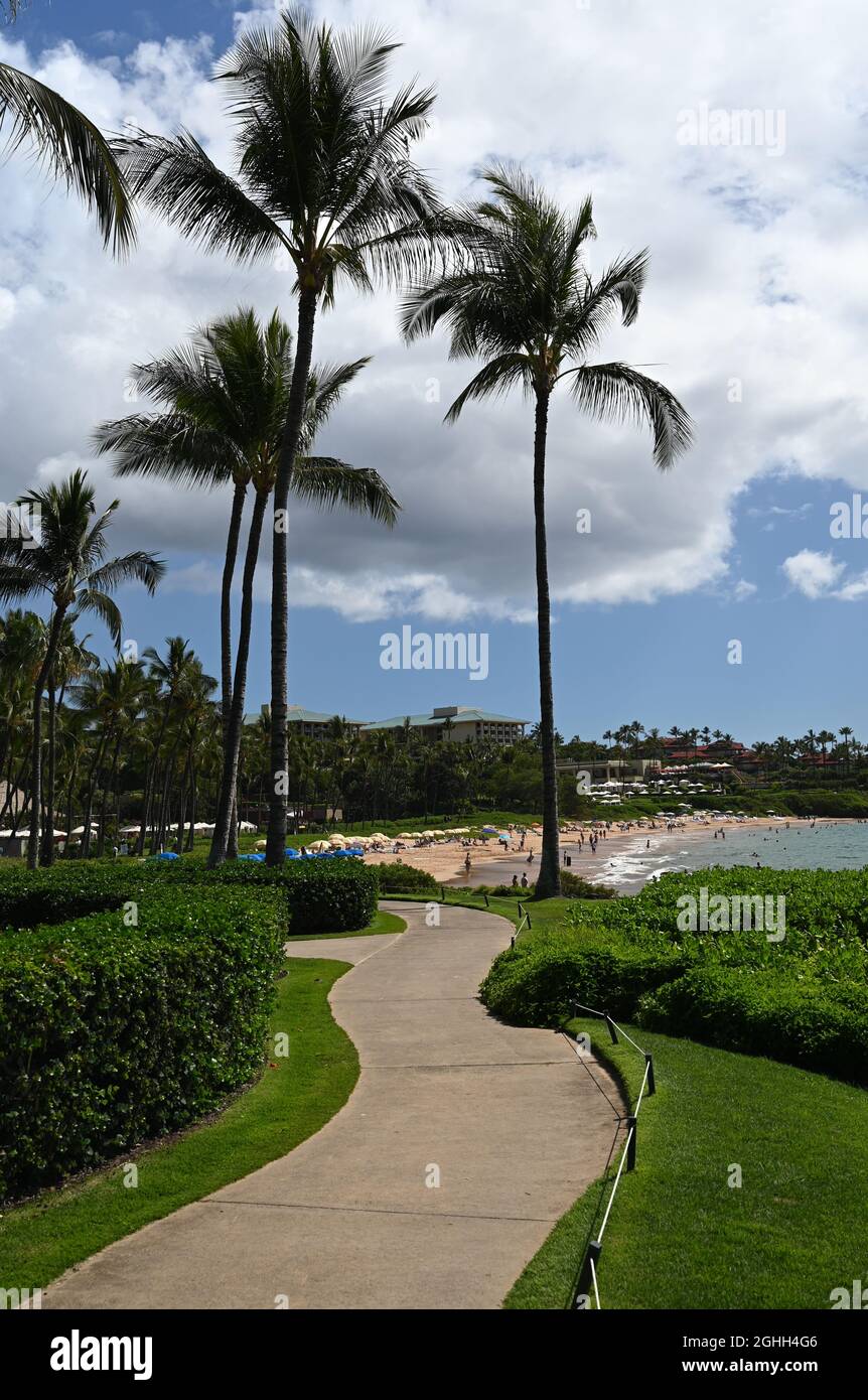 MAUI, HAWAII, USA...BEACH WALKWAY IN WAILEA Stock Photo - Alamy