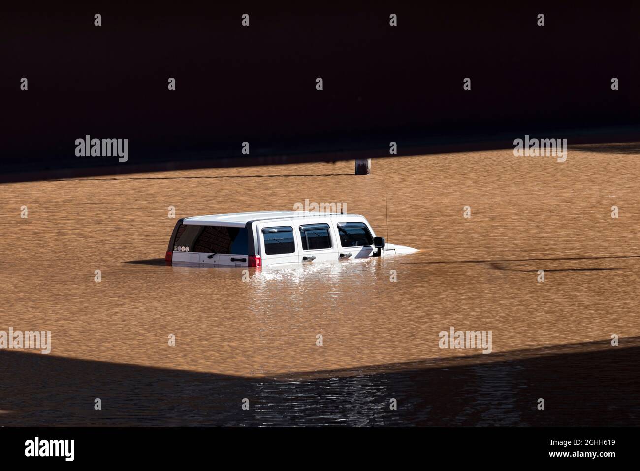 Car submerged in flood water hi-res stock photography and images - Alamy