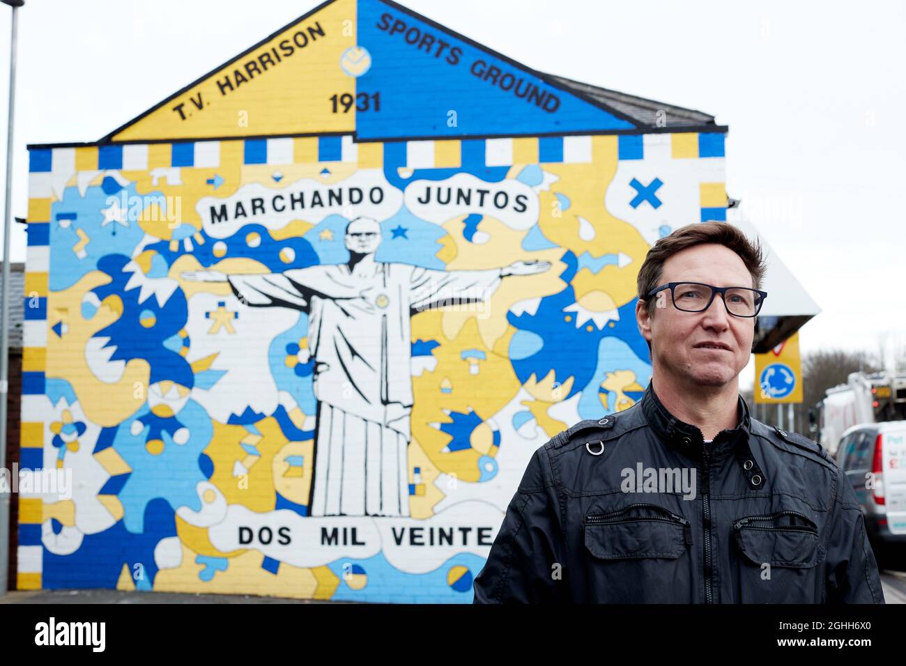 Marcelo bielsa mural leeds hi-res stock photography and images - Alamy