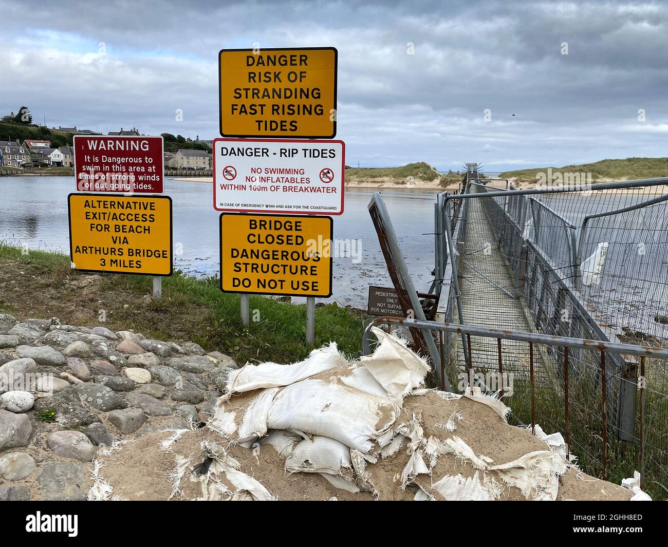 Moray bridge hi-res stock photography and images - Alamy