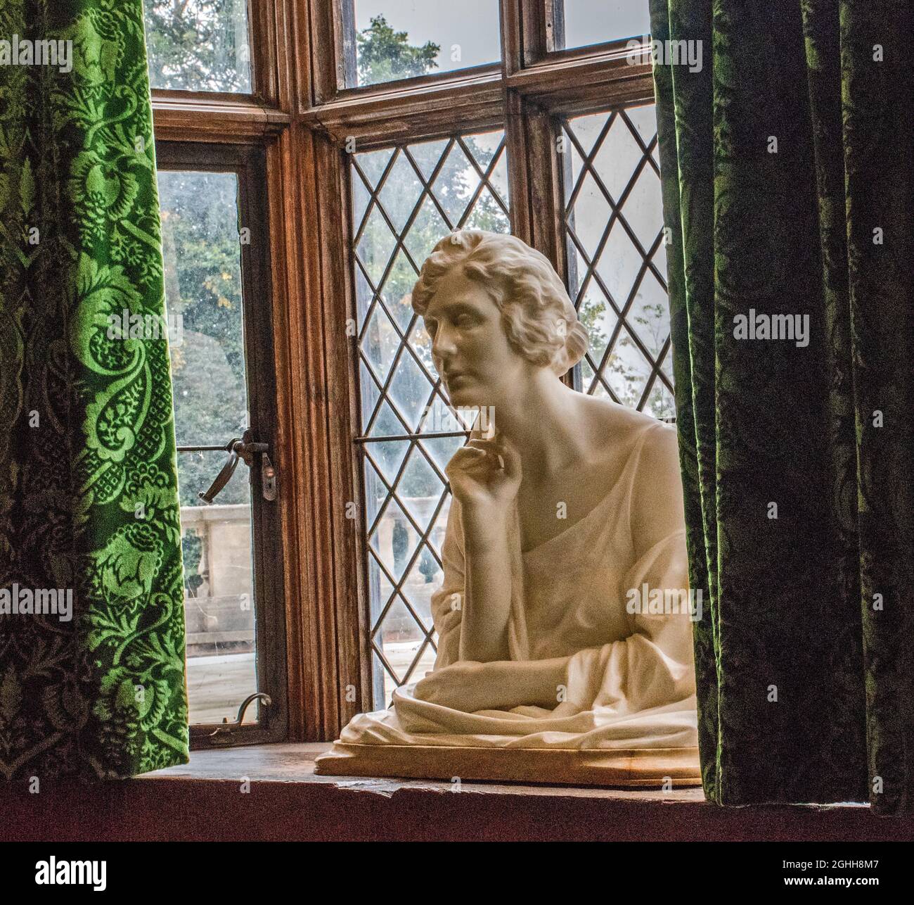 Virginia "Ginie" Courtauld (née Peirano) white marble bust by sculptor ...