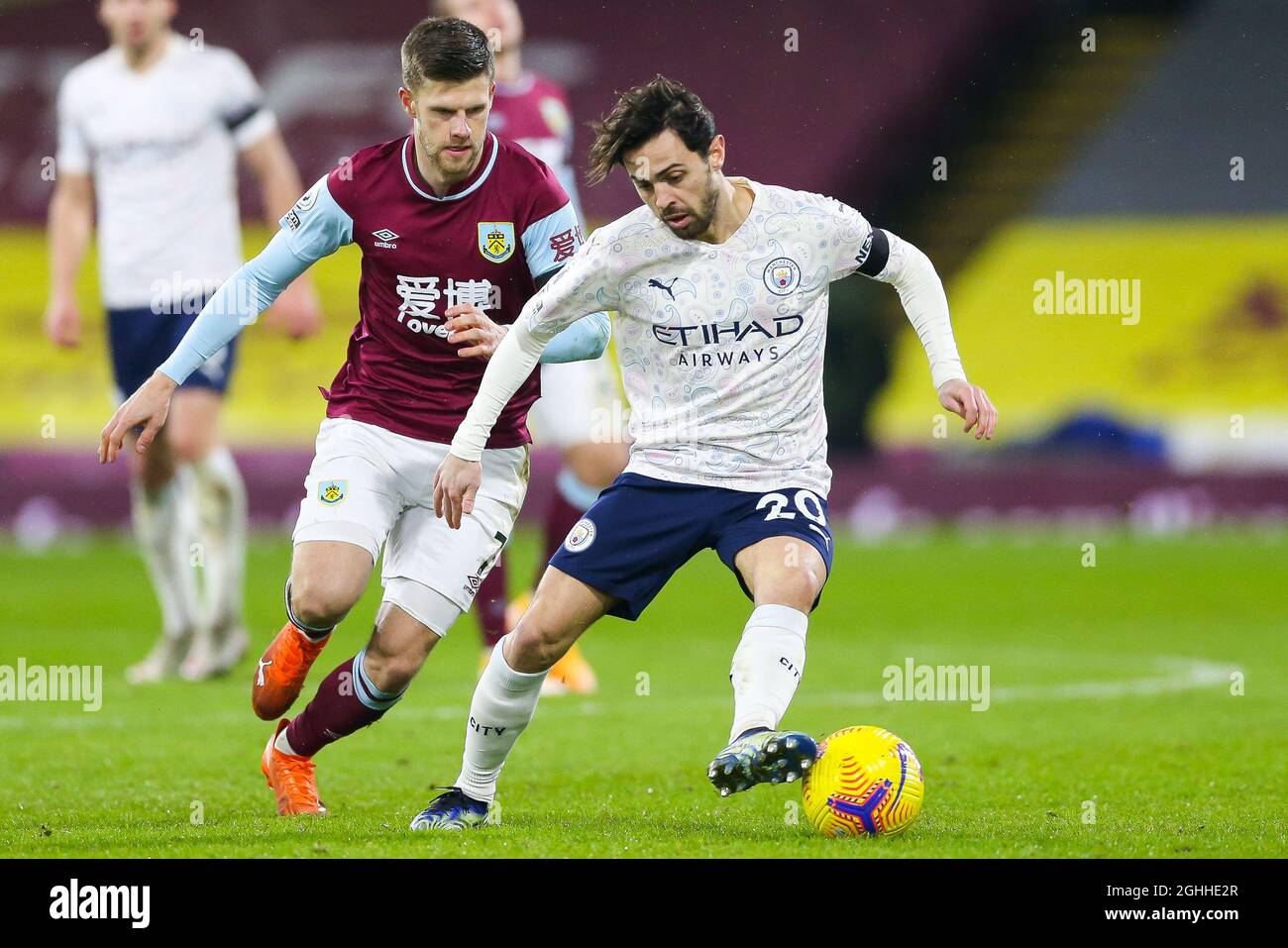 Manchester City's Bernardo Silva and Burnley's Johann Berg Gudmundsson ...