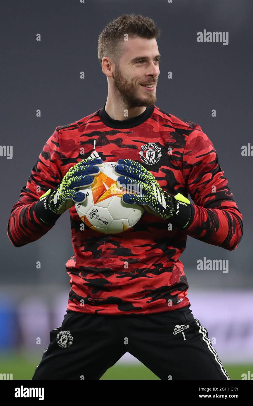 David De Gea of Manchester United smiles during the warm up prior to ...