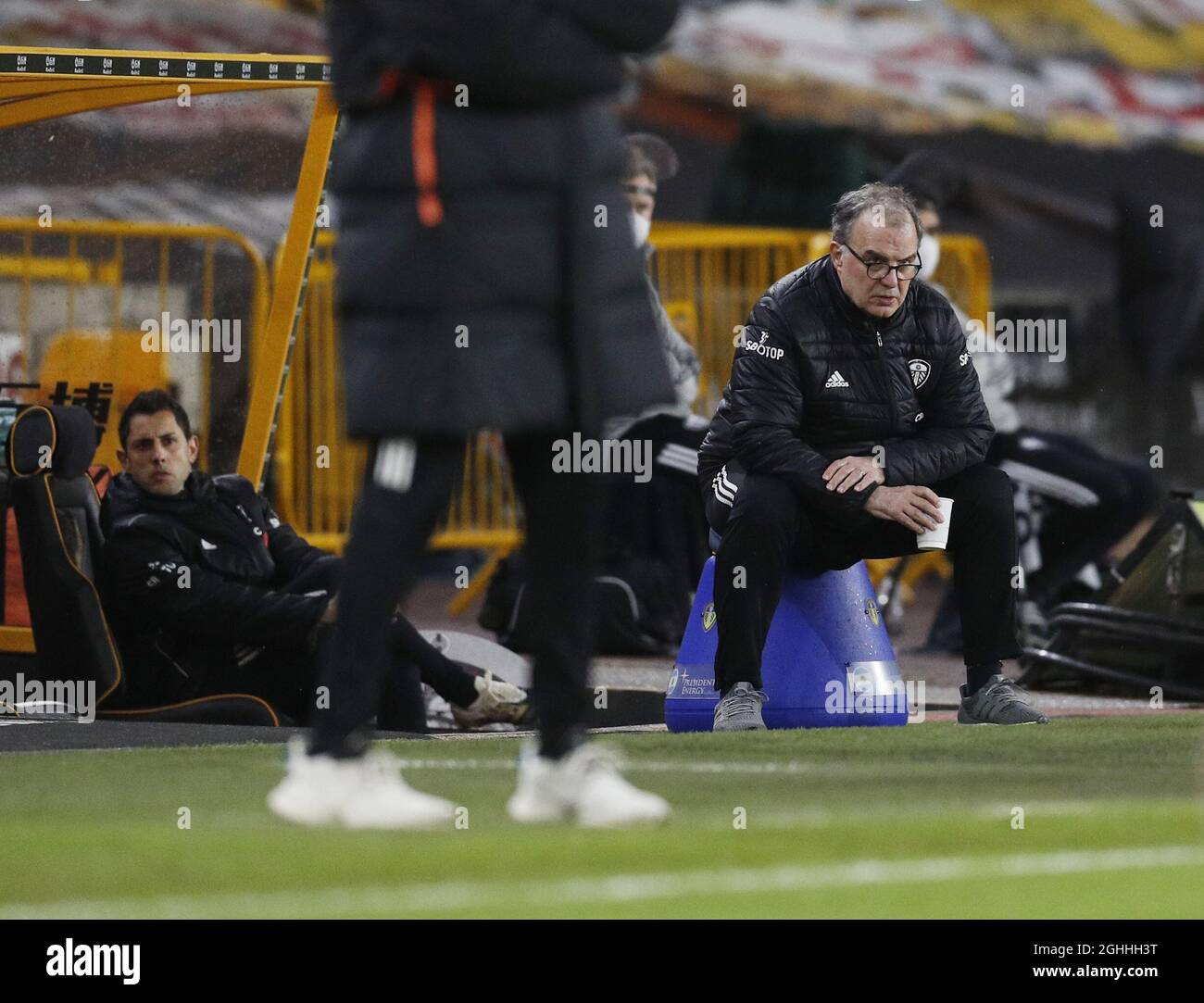Marcelo bielsa leeds united bucket hi-res stock photography and images ...