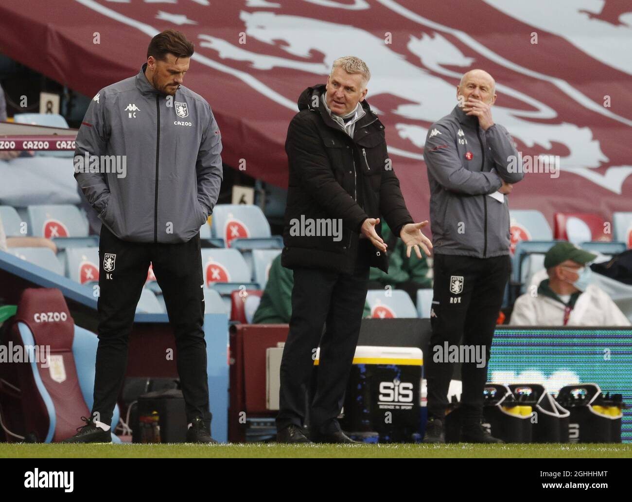 Dean Smith manager of Aston Villa during the Premier League match at ...