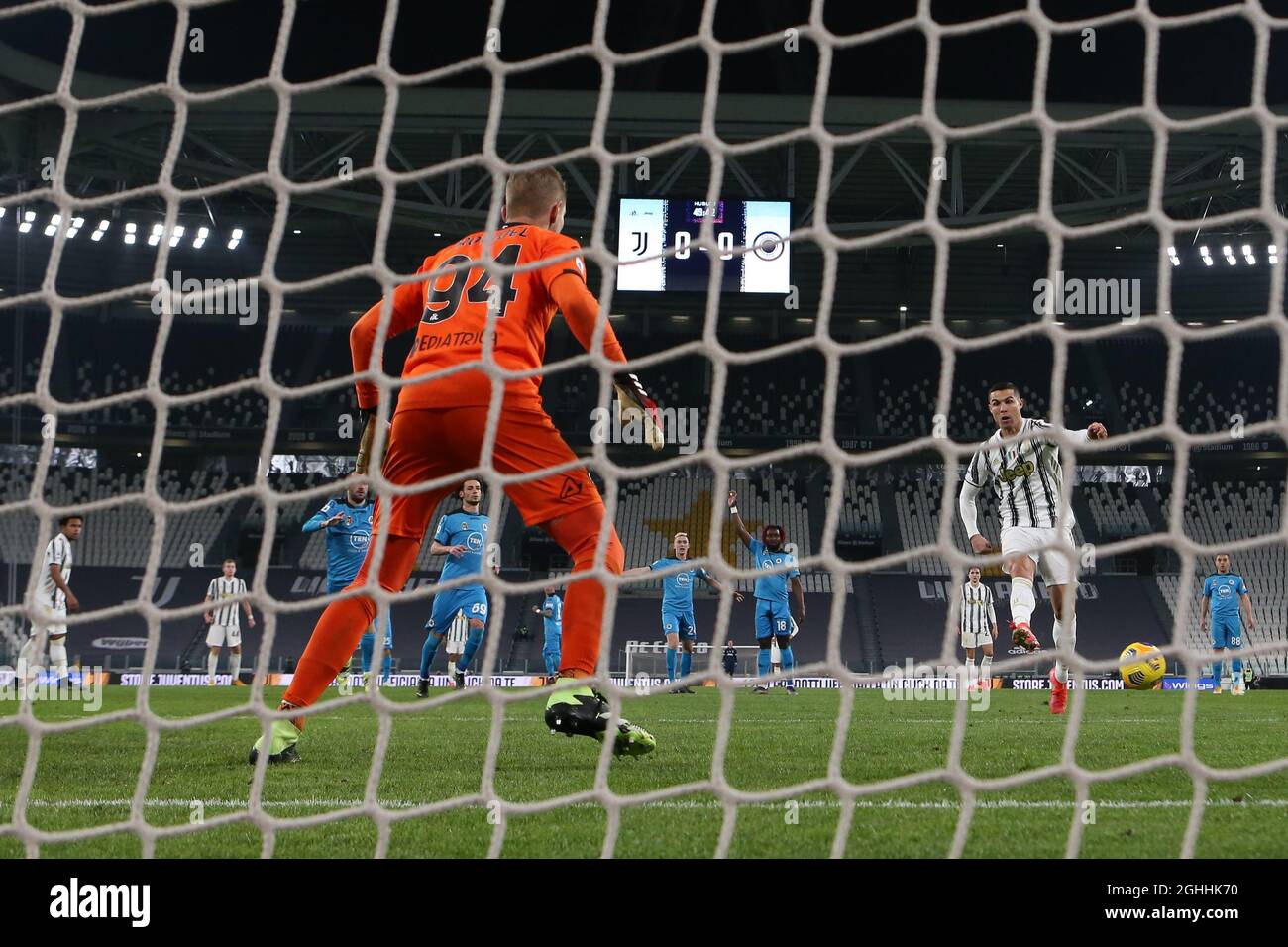 Cristiano Ronaldo of Juventus shoots wide in front of Ivan Provedel of ...