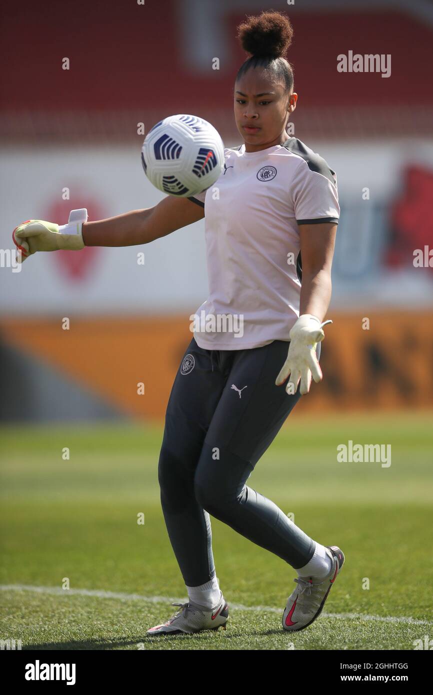 Manchester city barcelona warm up hi-res stock photography and images ...