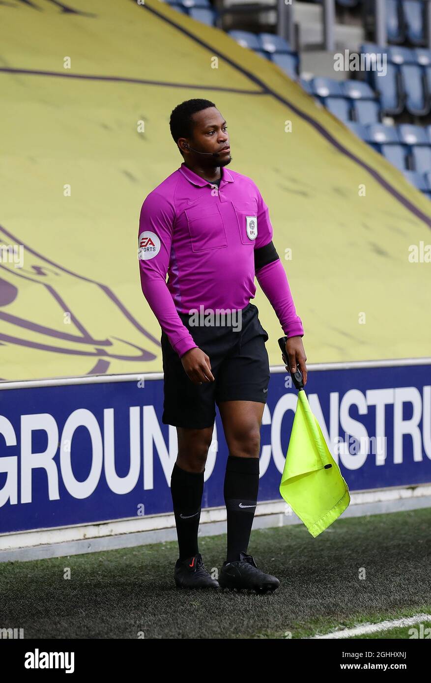 Assistant referee akil howson hi-res stock photography and images - Alamy