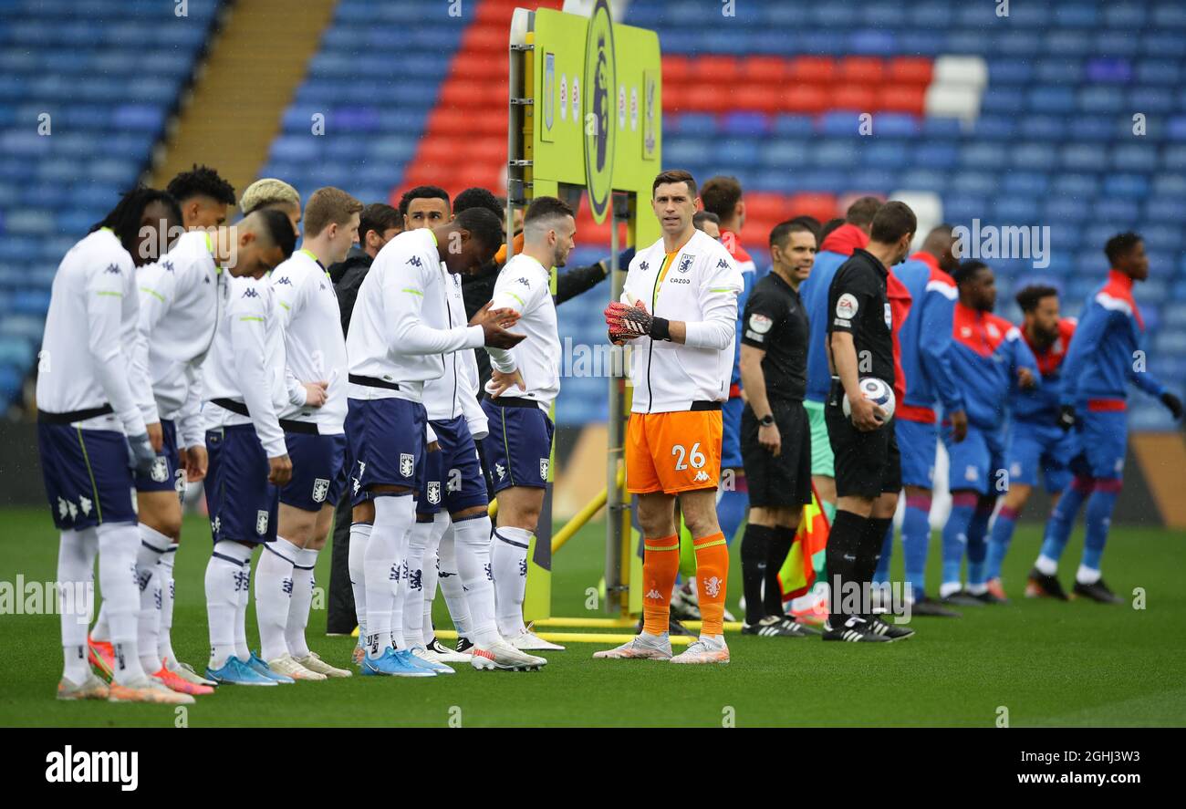 London, England, 16th May 2021. Both teams line up during the Premier ...