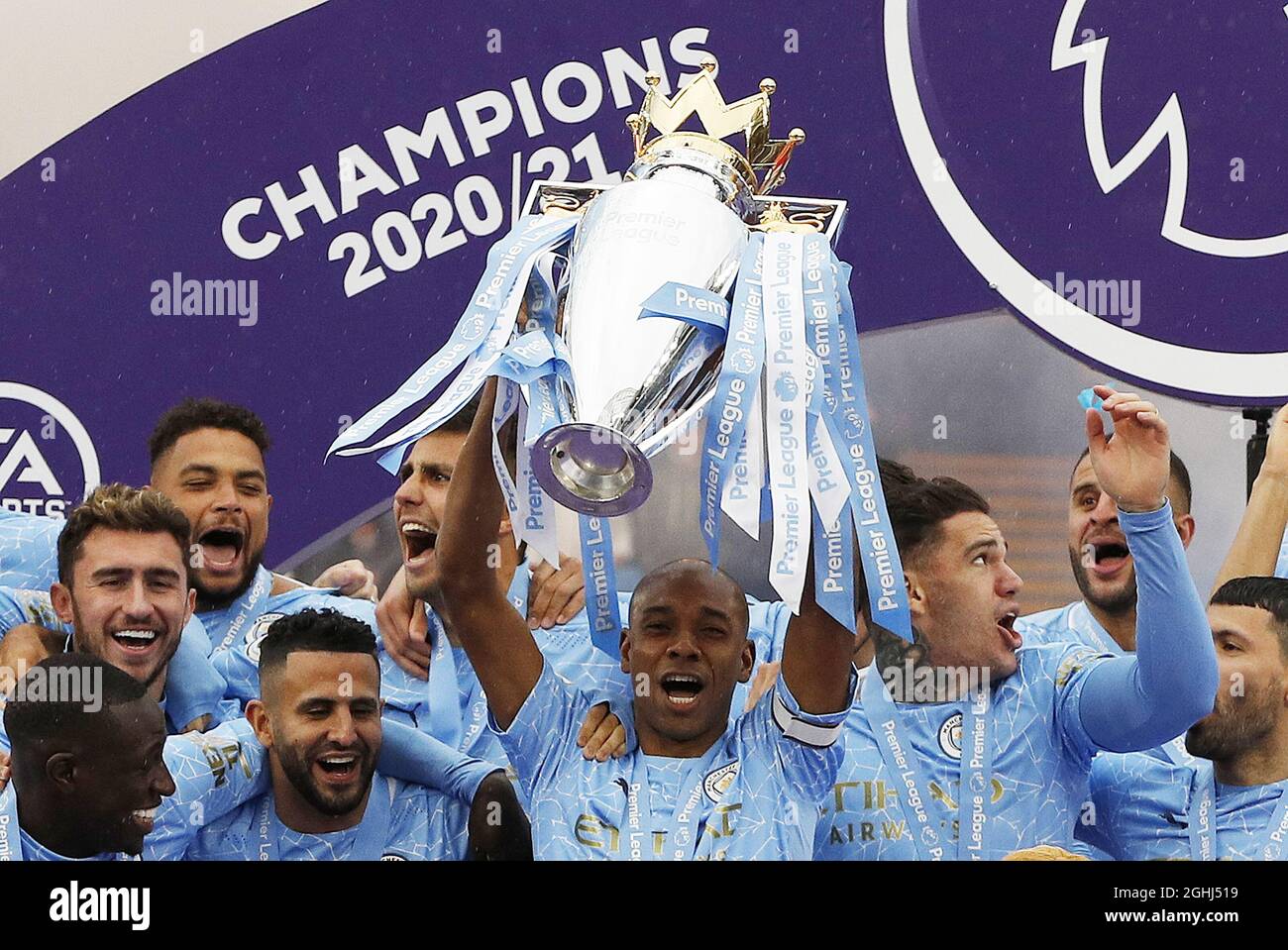 Premier league trophy 2021 england hi-res stock photography and images ...
