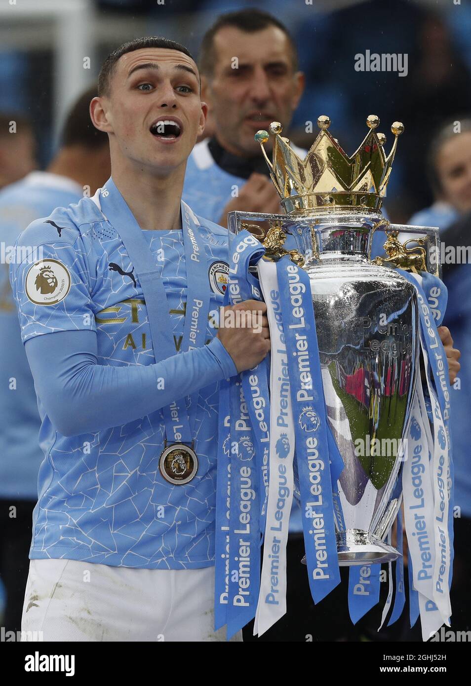 Premier league trophy 2021 england hi-res stock photography and images ...