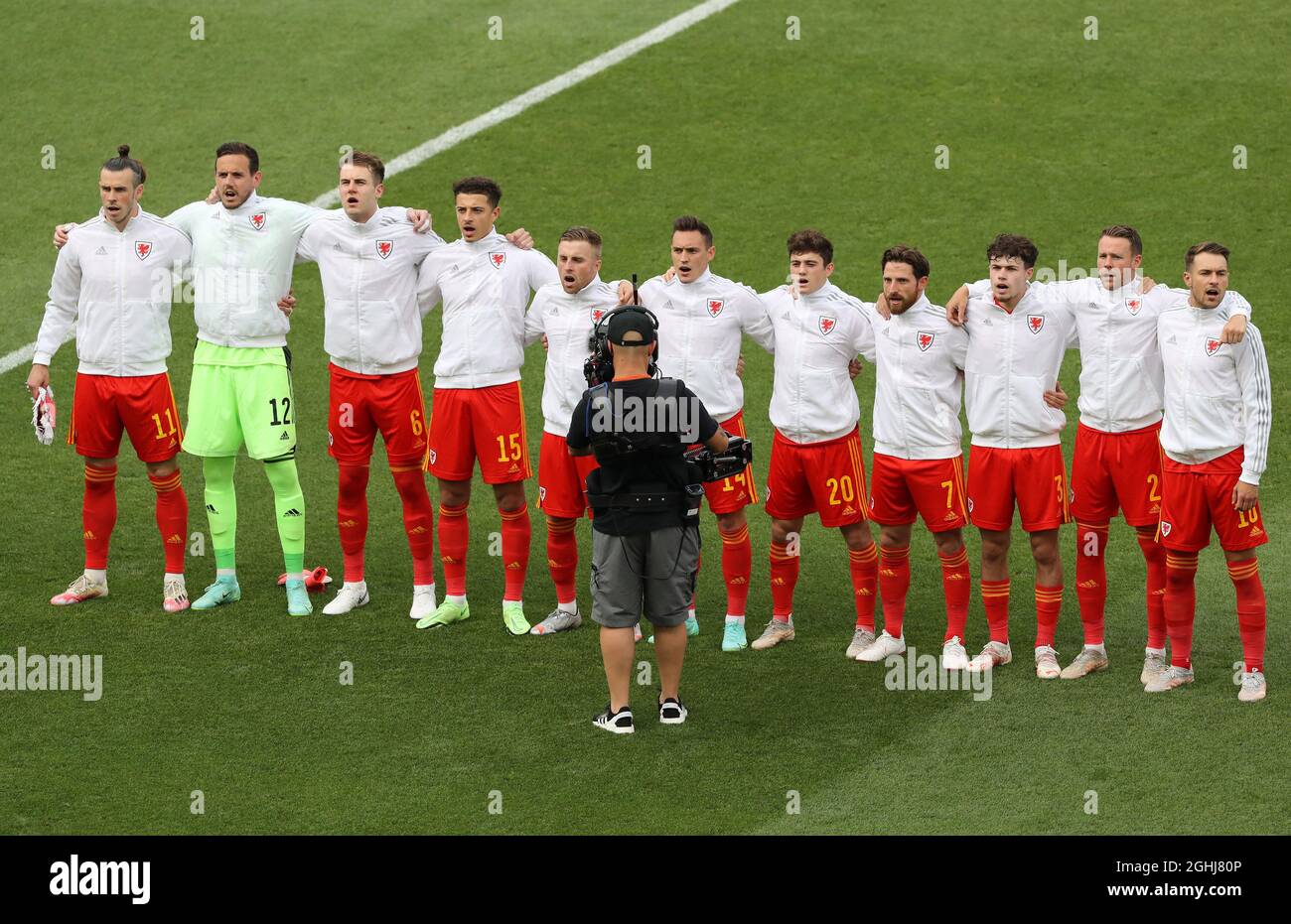 Welsh national anthem sing hi-res stock photography and images - Alamy