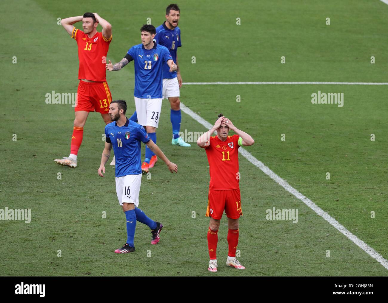 Gareth bale 2021 italy hi-res stock photography and images - Alamy