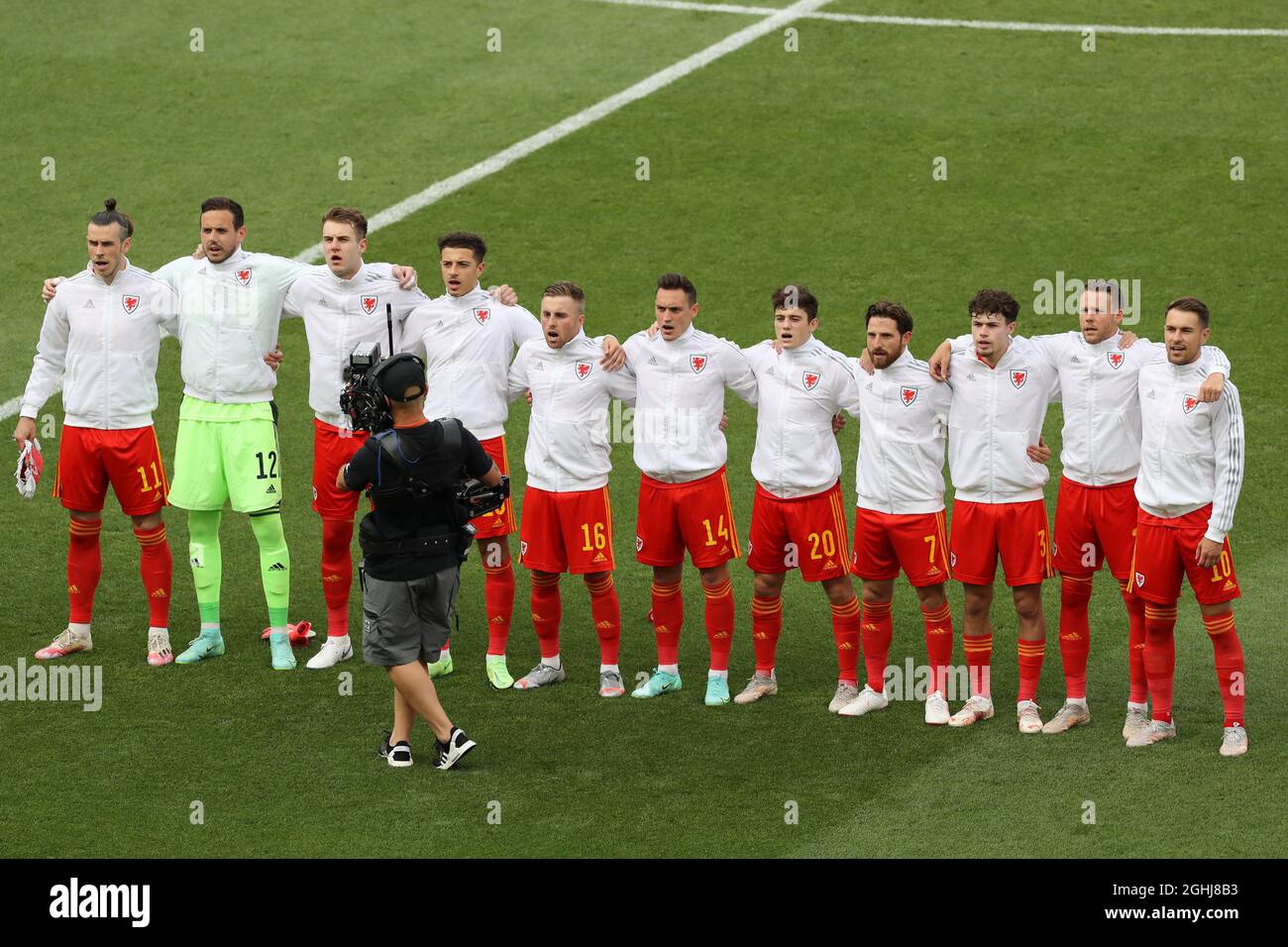 Rome, Italy, 20th June 2021. The Wales players ( L to R ): Gareth Bale ...