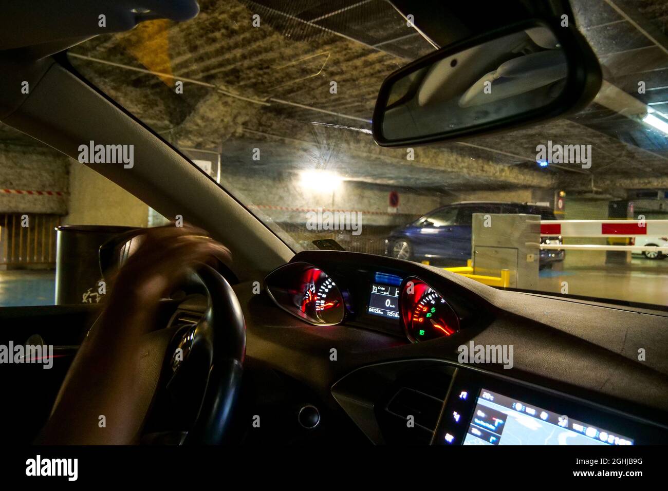 Underground car park in france hi-res stock photography and images - Alamy