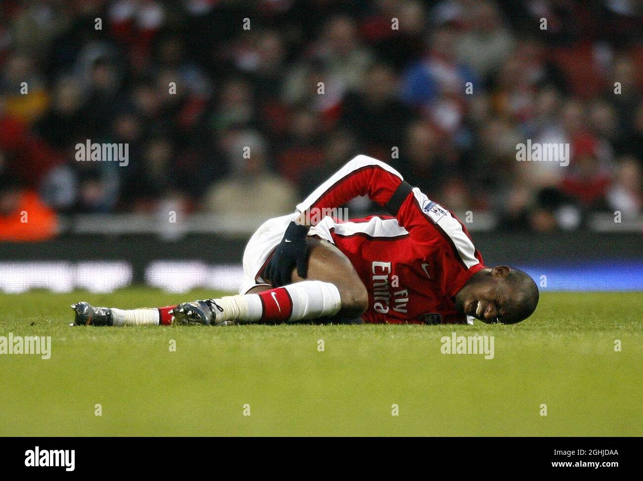 Abou diaby injury hi-res stock photography and images - Alamy