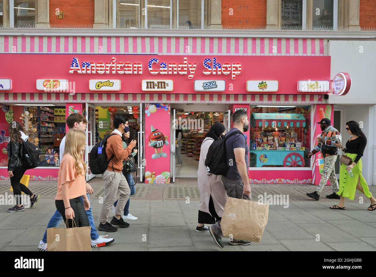 American candy shops oxford street london hi-res stock photography and ...