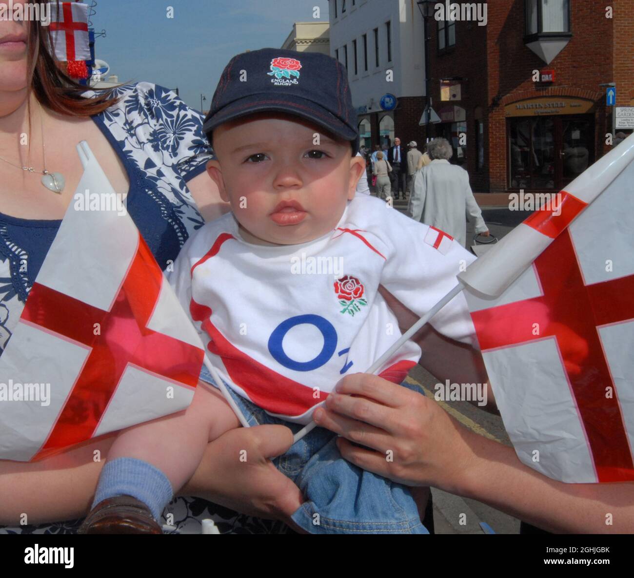 7 MONTH OLD ARCHIE BUTCHER JOINS IN THE SPIRIT OF ST. GEORGE'S DAY AT ...
