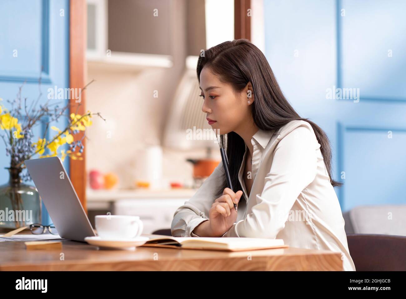 Success plan away young hi-res stock photography and images - Alamy