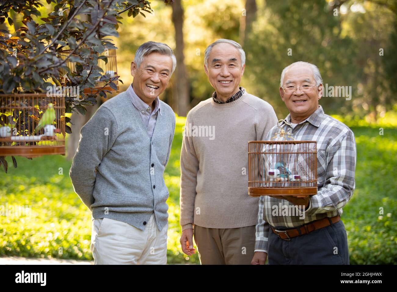 Group senior chinese men hi-res stock photography and images - Alamy