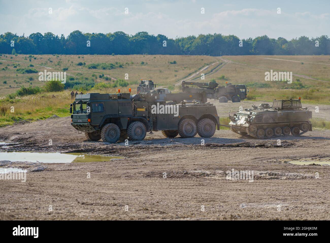 MAN SX45 32.430 RHD 8x8 Recovery Truck towing a Bulldog FV432 APC on ...