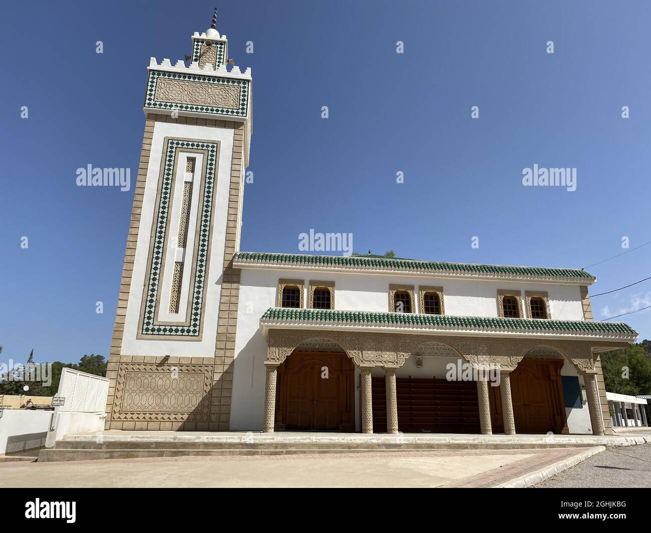 Islamic white mosque in Morocco Stock Photo - Alamy