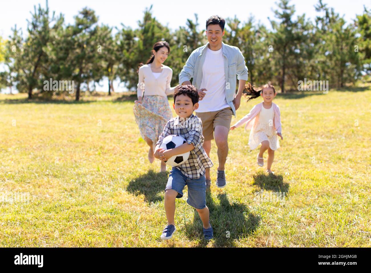 Women of color in football hi-res stock photography and images - Alamy