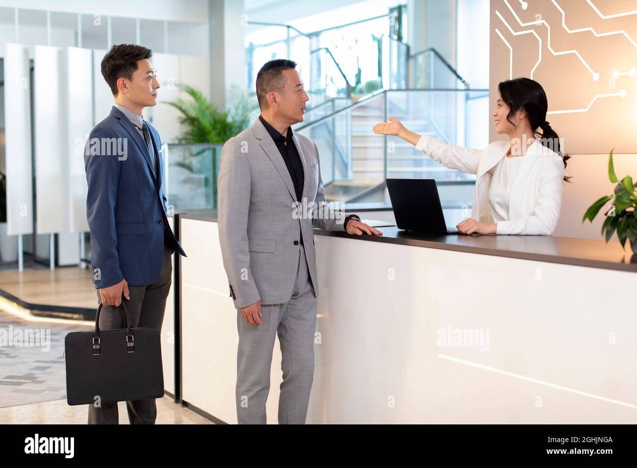 Business receptionist men 30 years hi-res stock photography and images ...