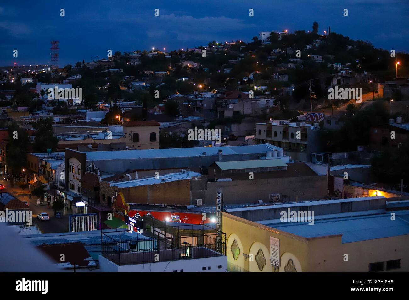 Houses and businesses in the neighborhoods of the center of the city ...