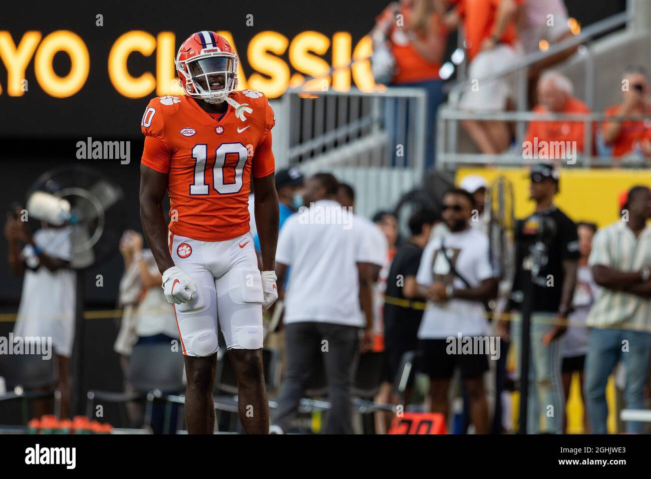 Charlotte, NC, USA. 4th Sep, 2021. Clemson Tigers wide receiver Joseph ...
