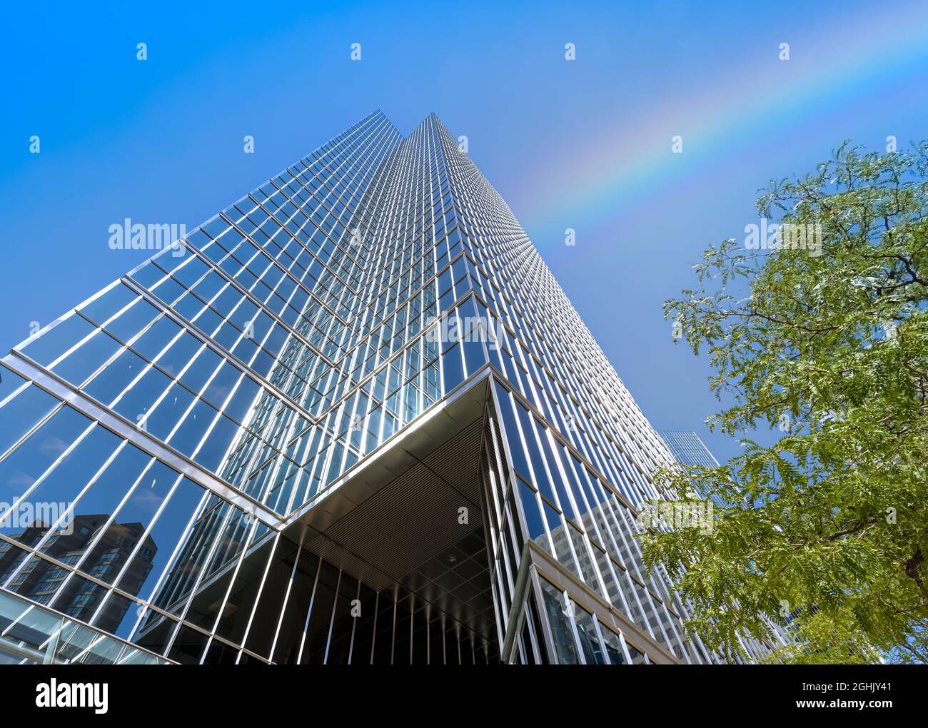 Scenic Toronto financial district skyline and modern architecture ...