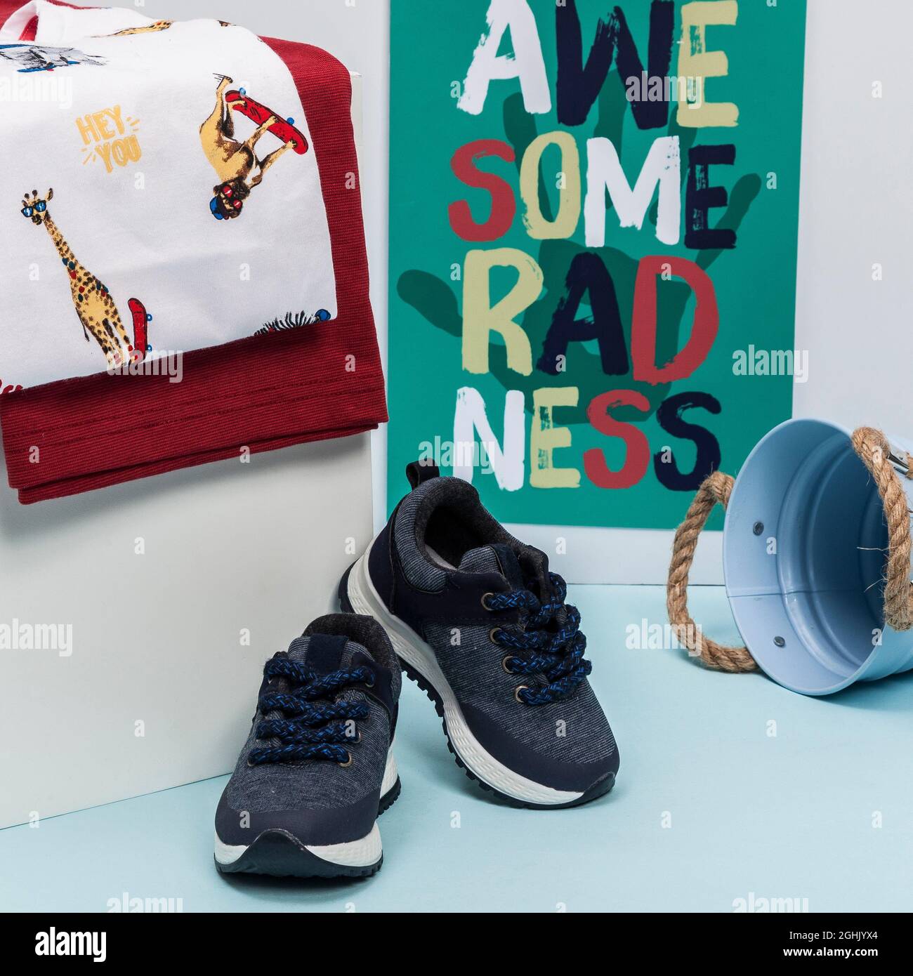 Mens and childrens fashion hi-res stock photography and images - Alamy